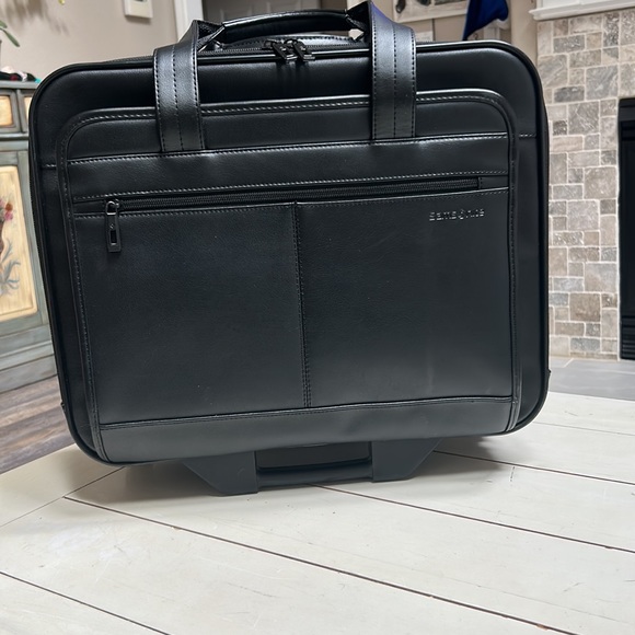 Samsonite | Bags | Samsonite Leather Carry On Luggage Rolling With ...